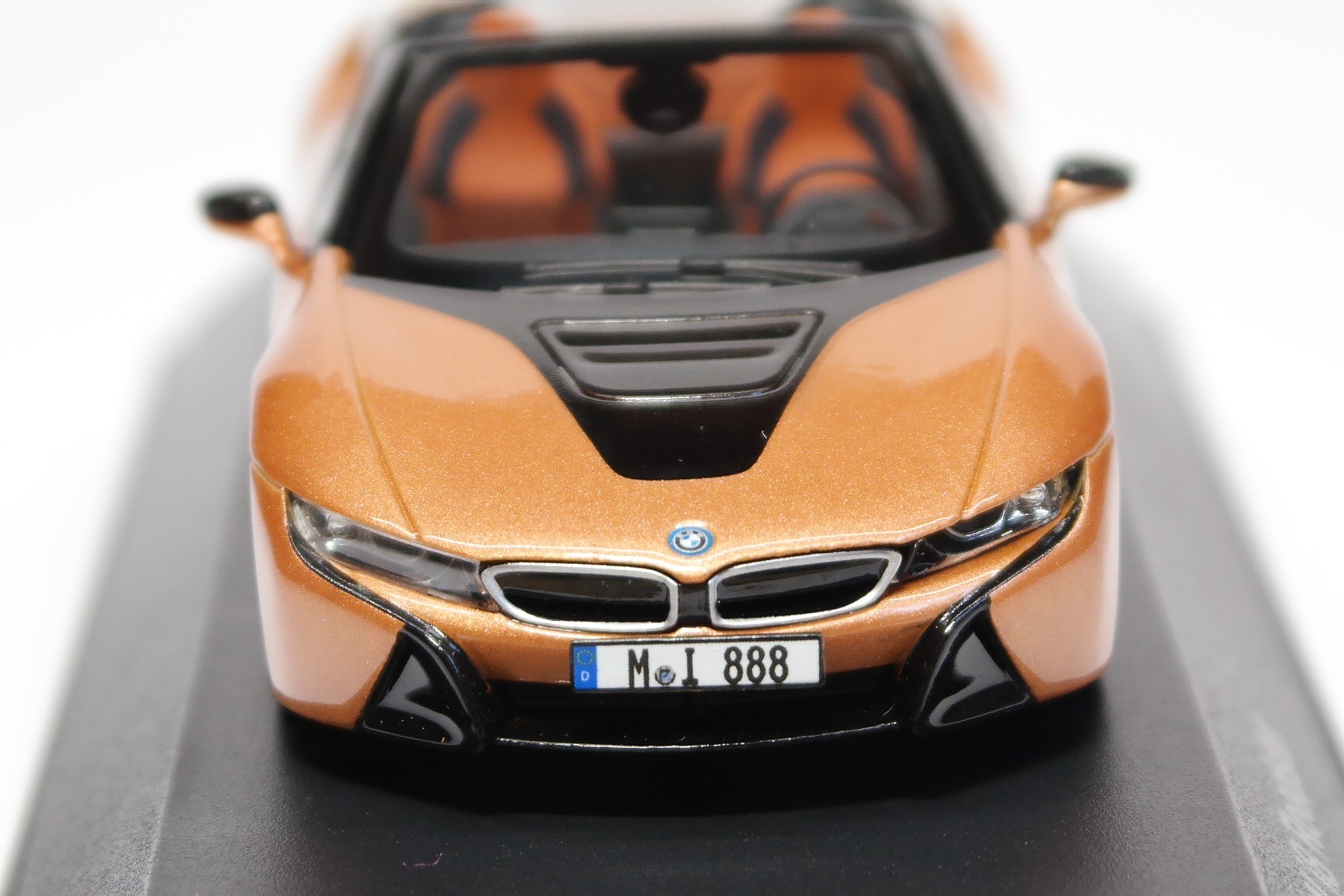 BMW i8 Roadster - Diecast Ukraine
