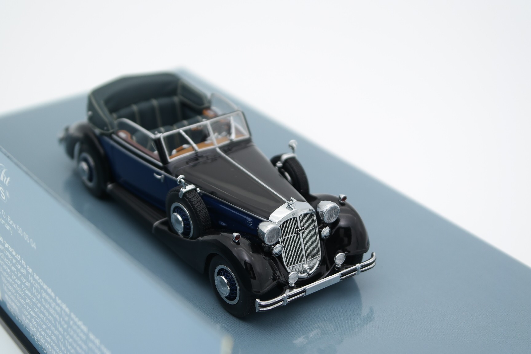 Horch 853A Cabriolet - Diecast Ukraine