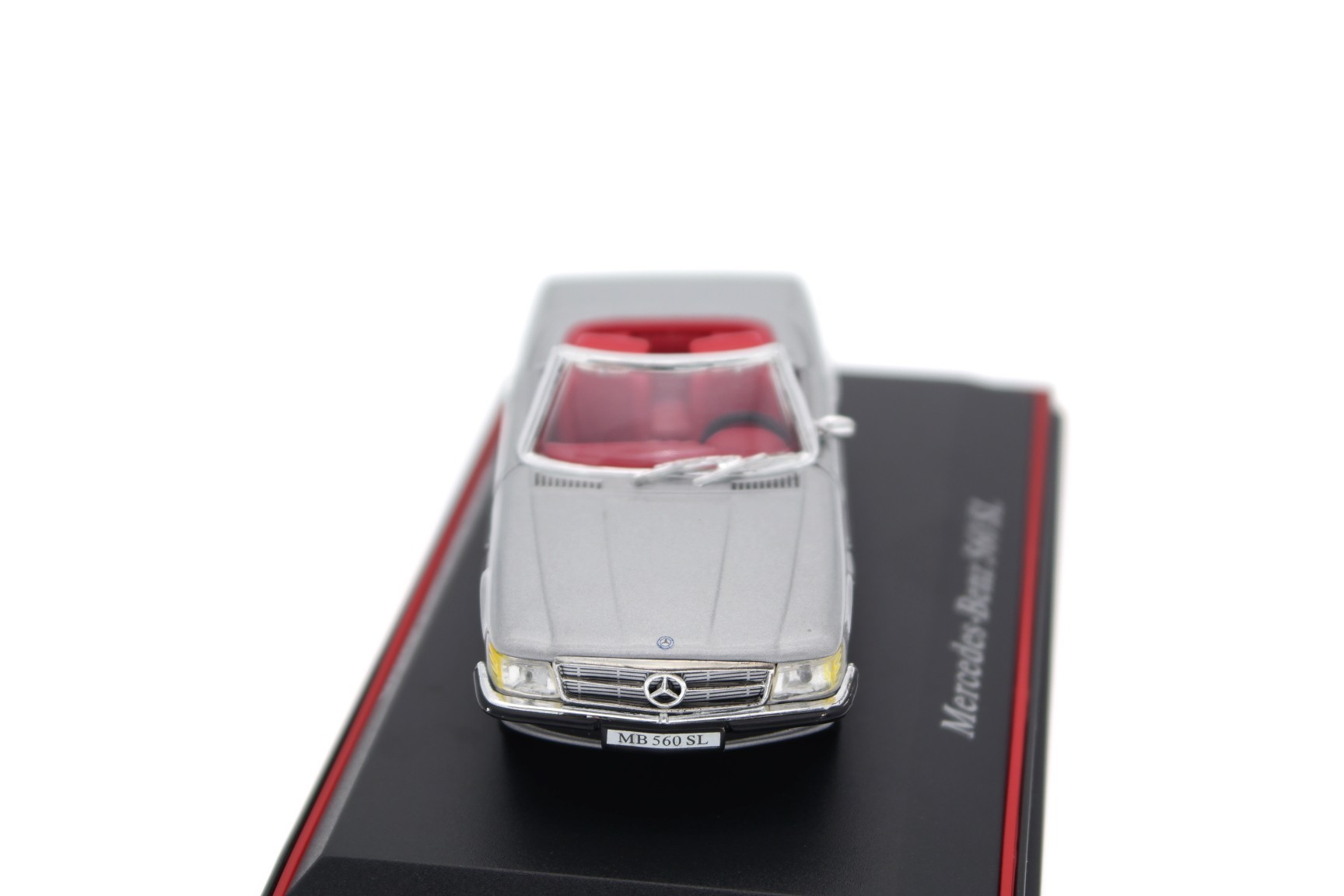 Mercedes-Benz 560 SL - Diecast Ukraine