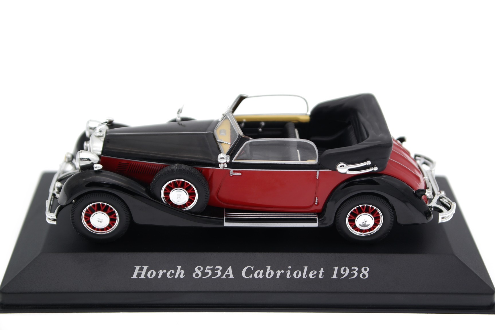A collectible scale model Horch 853A Cabriolet from Altaya