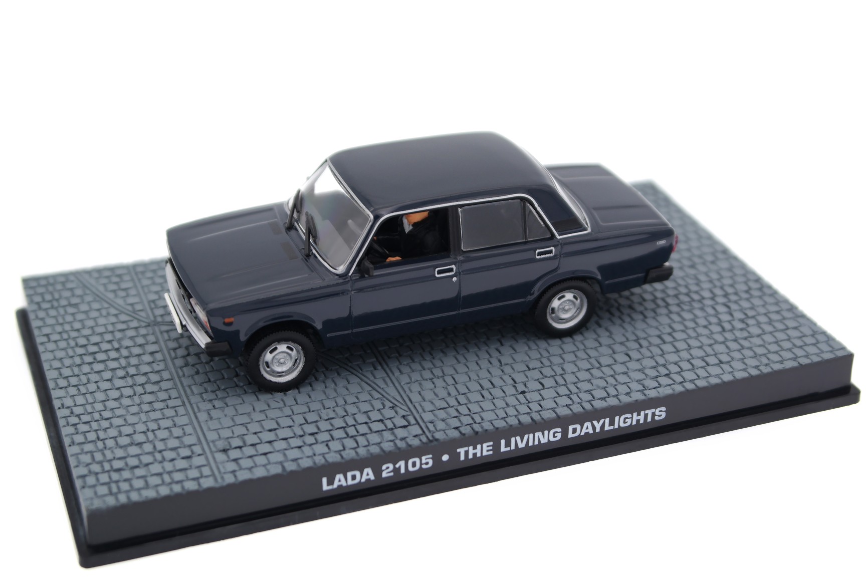 A collectible scale model VAZ-2105 Lada from Altaya