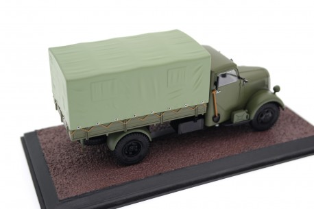 A collectible scale model Phaenomen Granit 27 from Altaya
