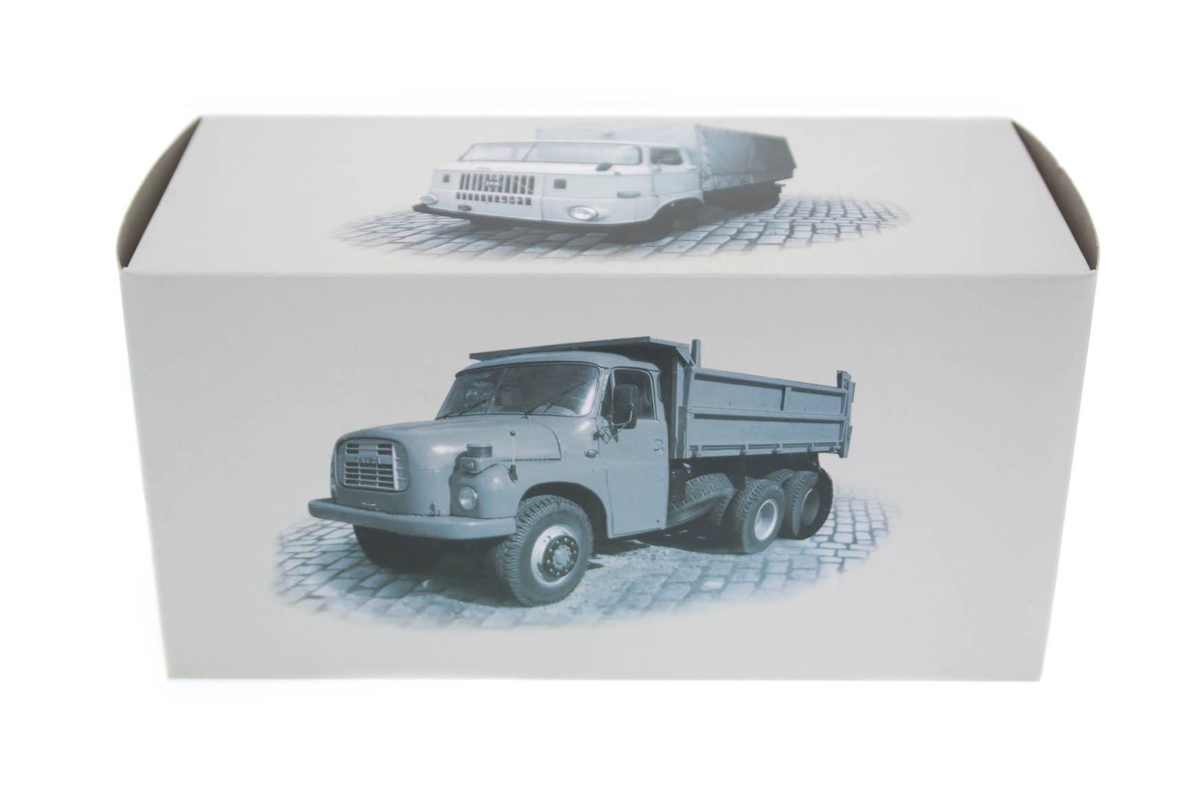 Колекційна масштабна модель IFA Horch H3A Pritschenwagen від Altaya