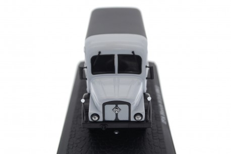 A collectible scale model IFA Horch H3A SW2 from Altaya